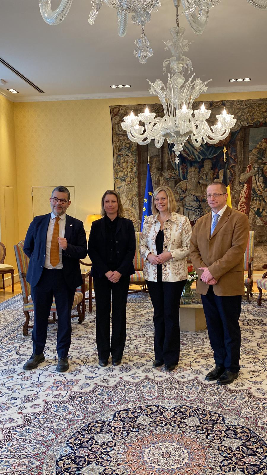 Prestation de serment de Mme Linda Schweiger